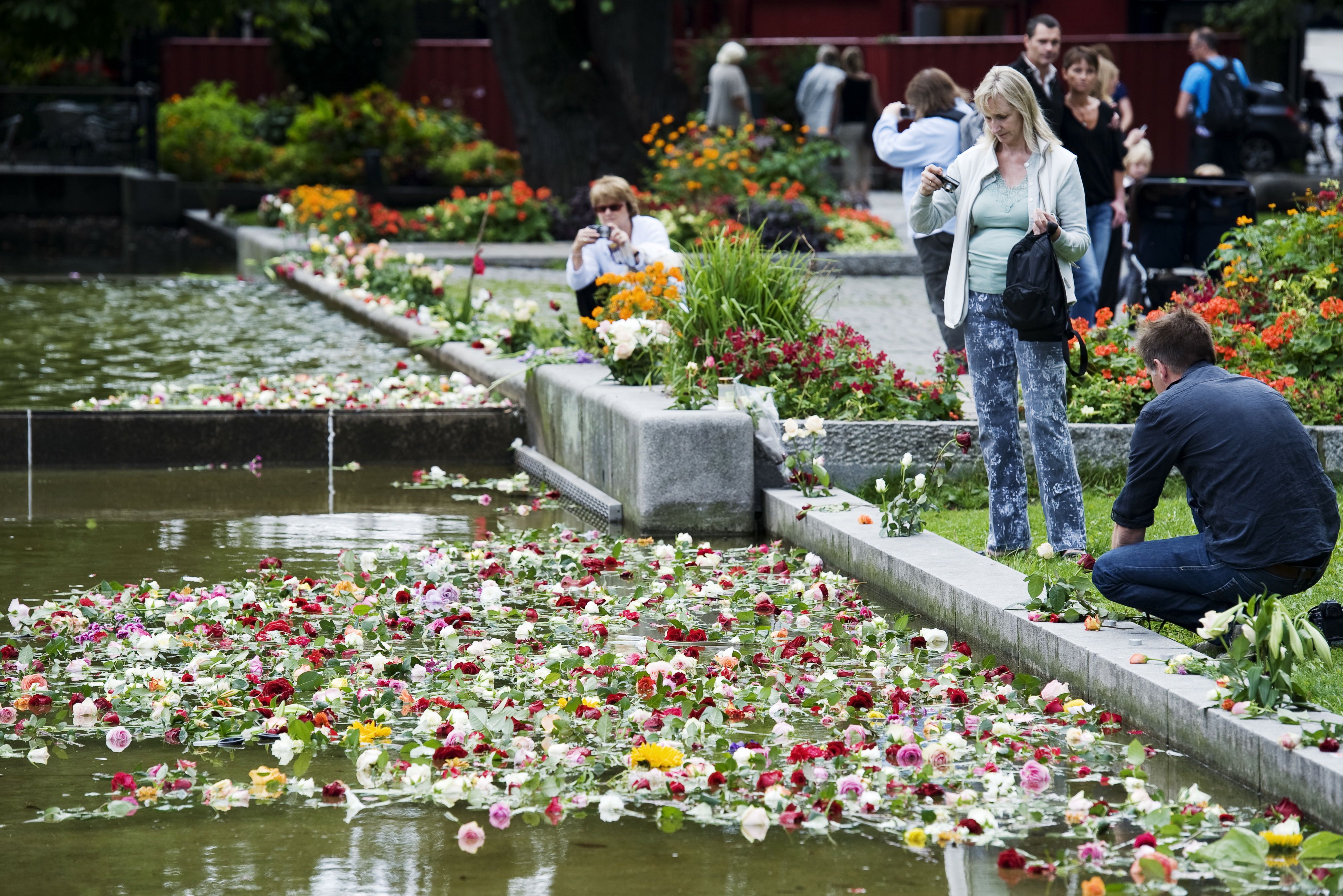 Norway names victims of attacks by Anders Breivik (VIDEO) - The World ...