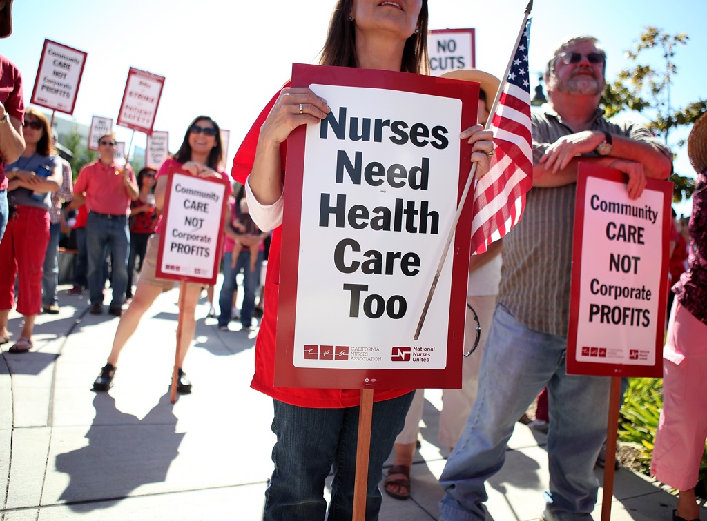 6,000 New York nurses threaten to protest - The World from PRX