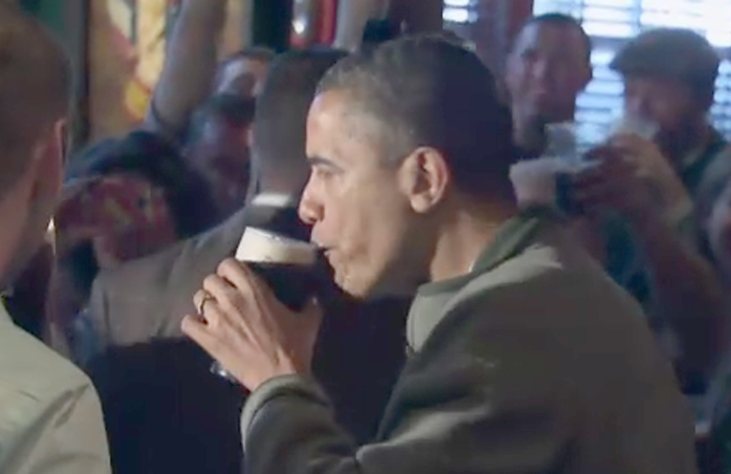 Barack Obama downs a pint of Guinness for Saint Patrick's Day at The ...