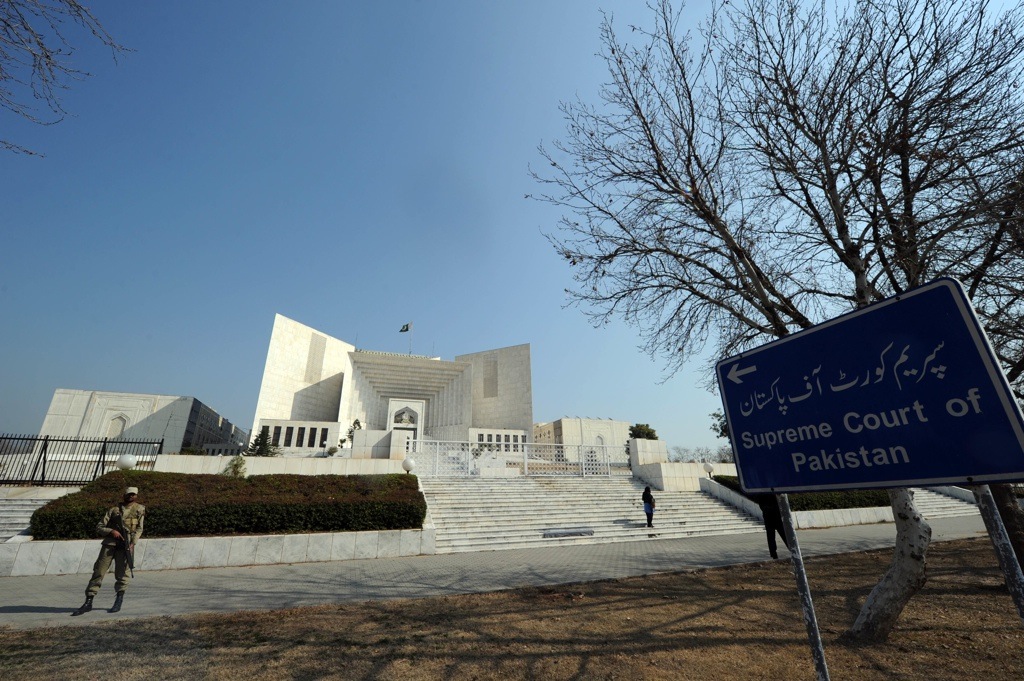 Pakistan's spy agency, ISI, goes to court - The World from PRX