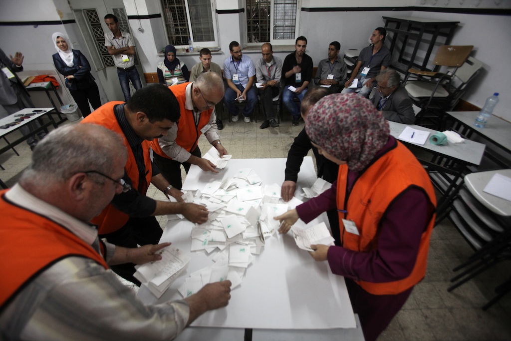 Palestinians vote in first local elections since 2005 - The World from PRX