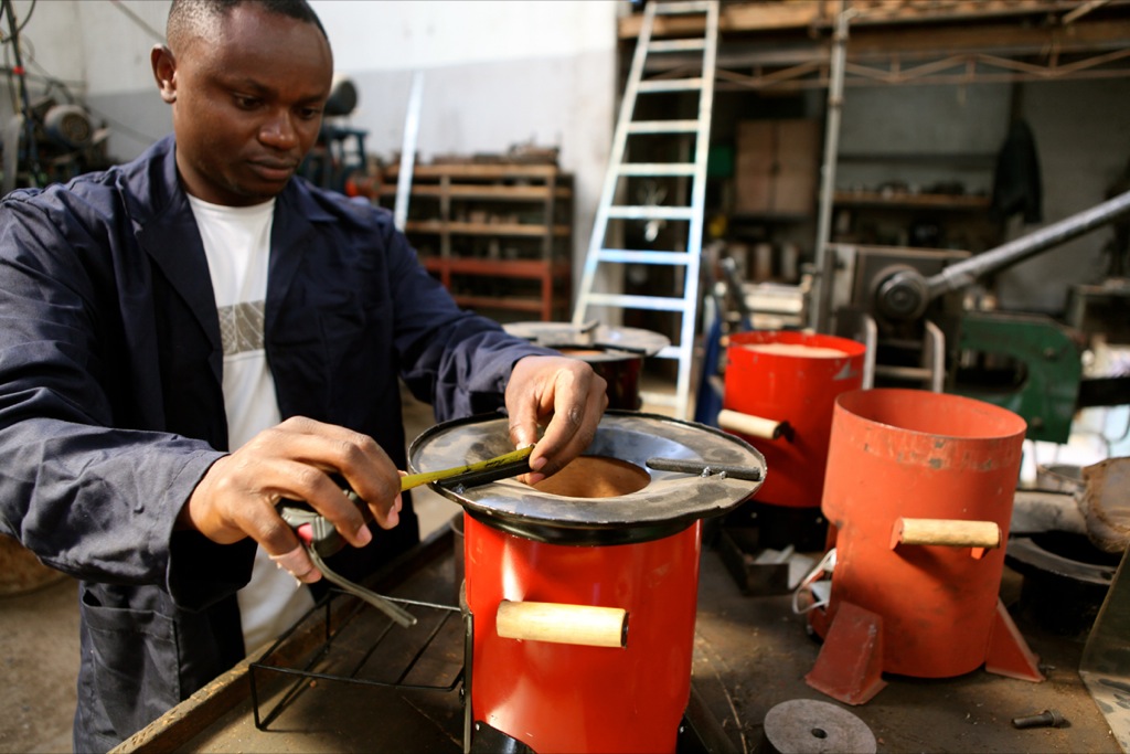What’s cooking? Kenya’s cool stove steps away from wood fires - The ...
