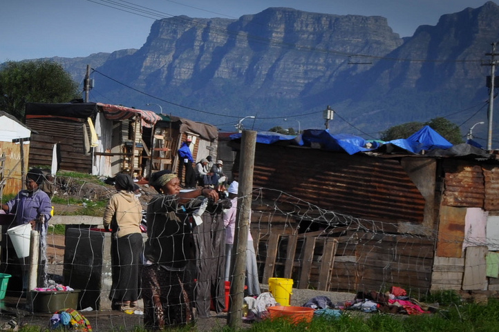Poverty tours raise ethical questions - The World from PRX