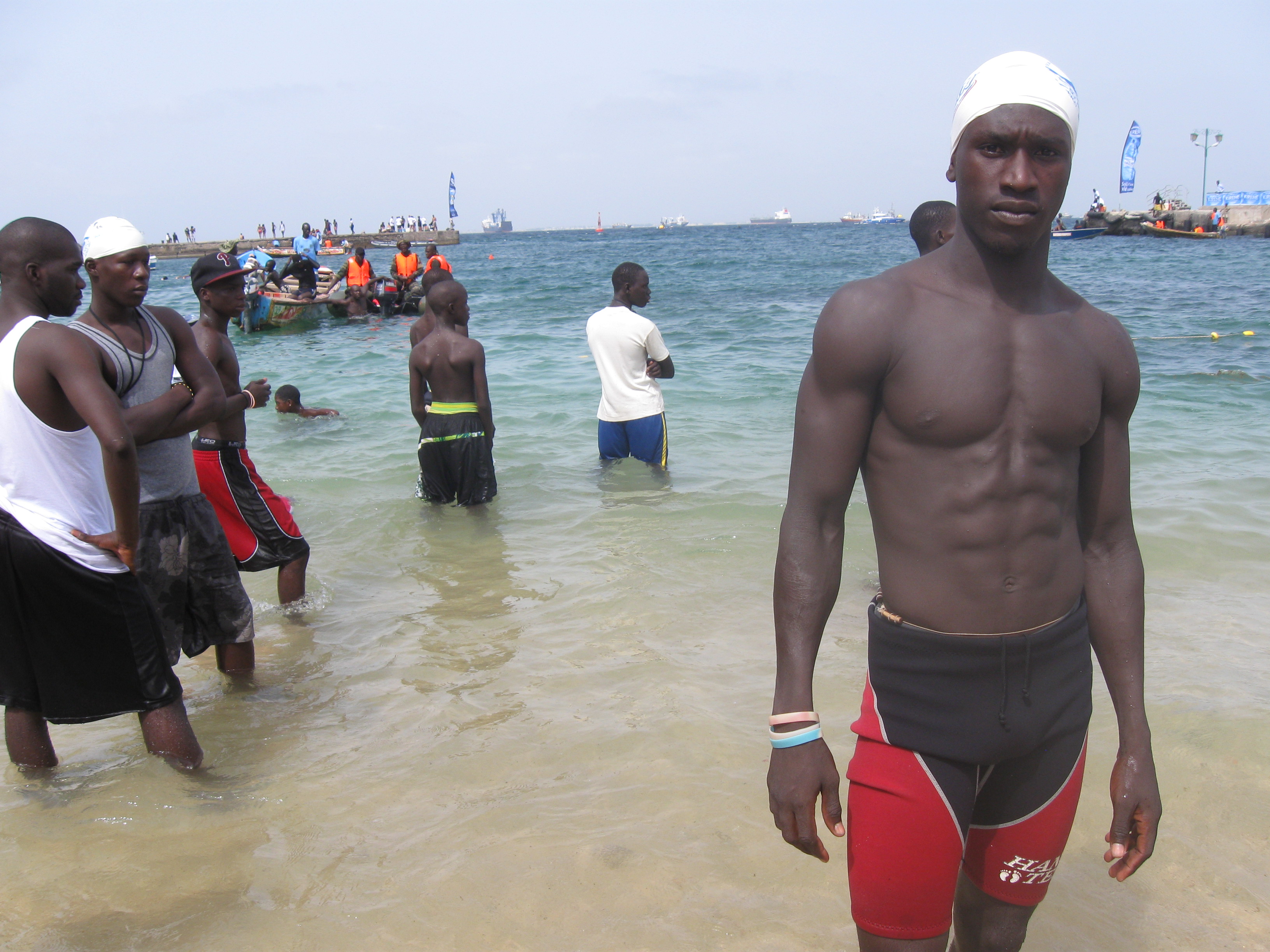 Senegal's Dakar to Goree swimming race - The World from PRX