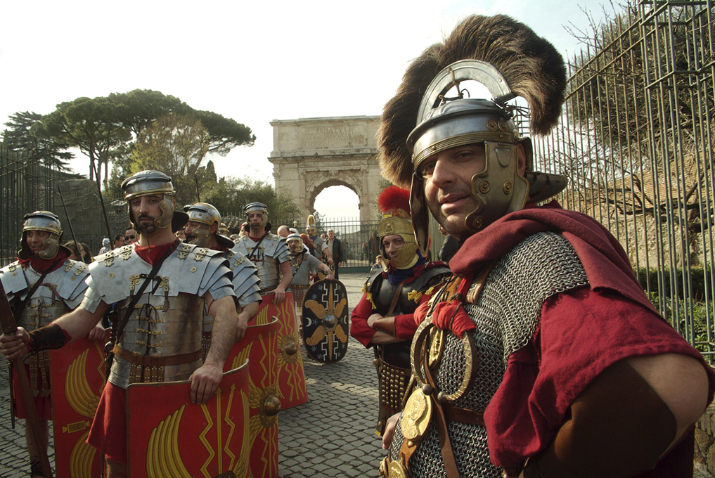Ancient Roman cavalry mask will go on display in London - The World ...