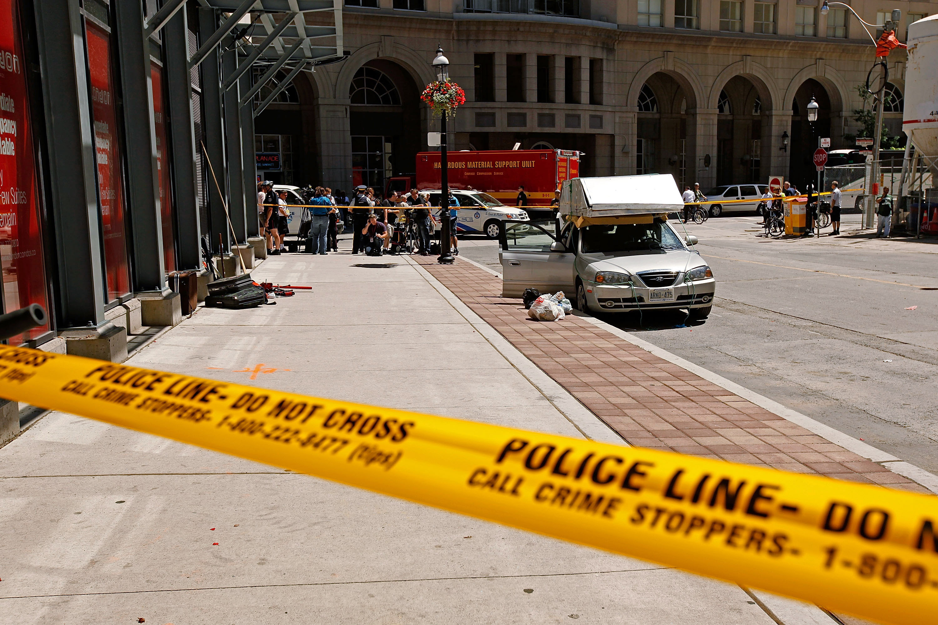 Canadian police arrest two suspects in alleged bomb plot - The World ...