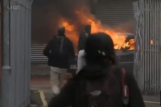 Belfast riots leave 56 police, 2 civilians injured (VIDEO) - The World ...