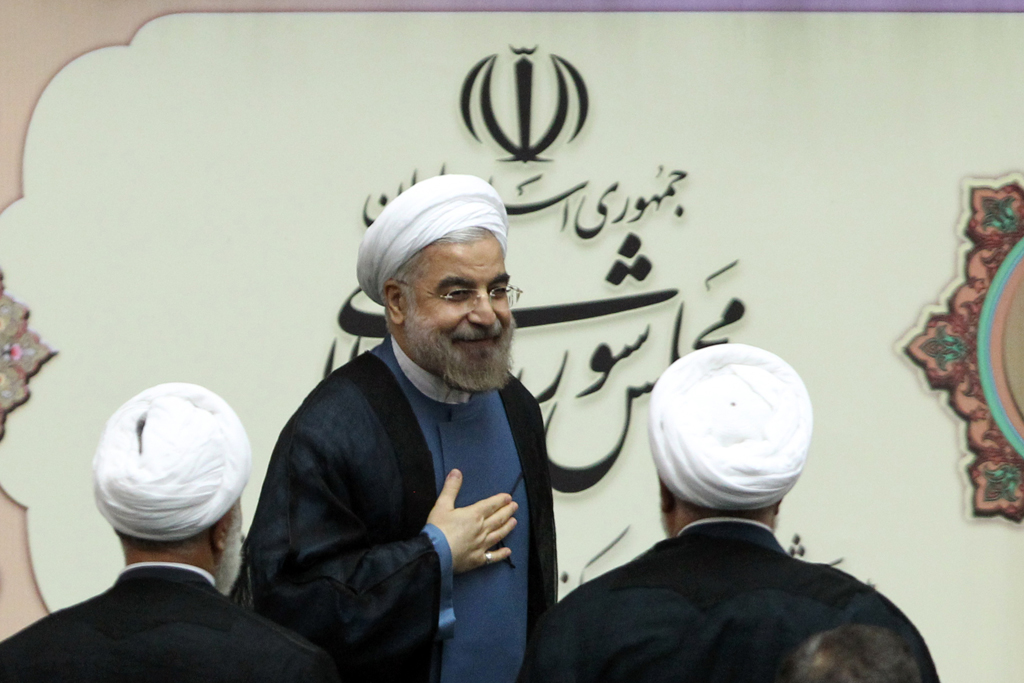 Iran inaugurates new president. Cue the thaw? - The World from PRX