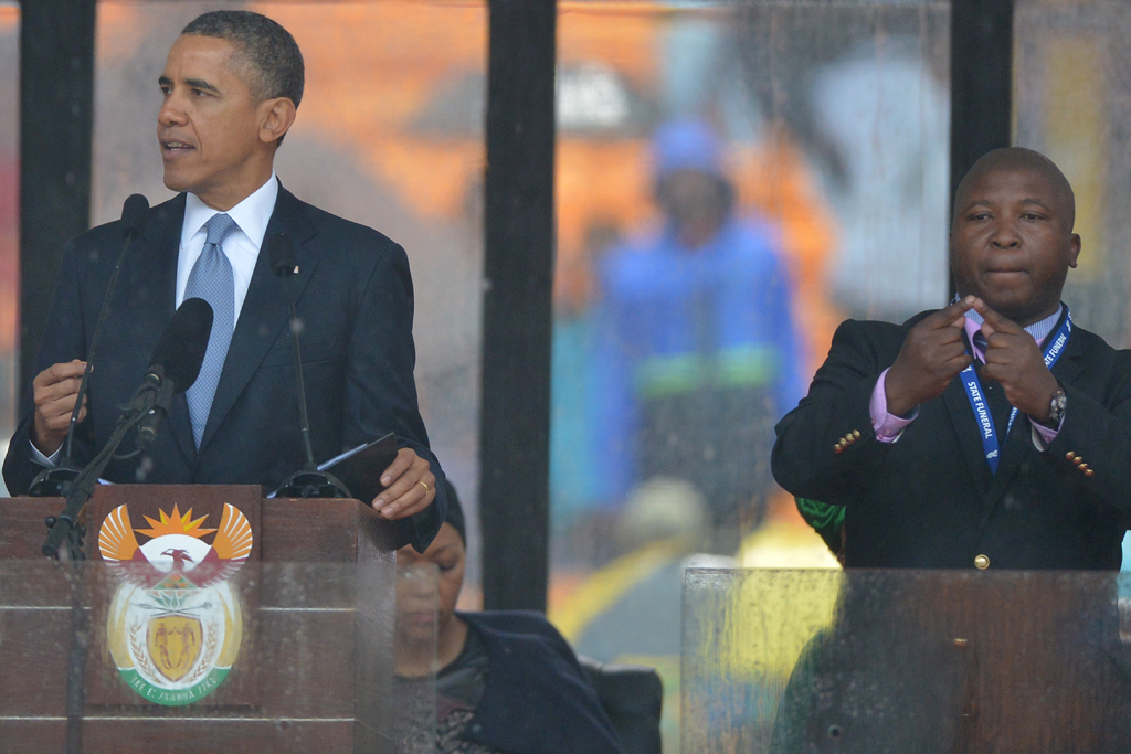 Mandela memorial sign language interpreter called a 'fake' (VIDEO ...