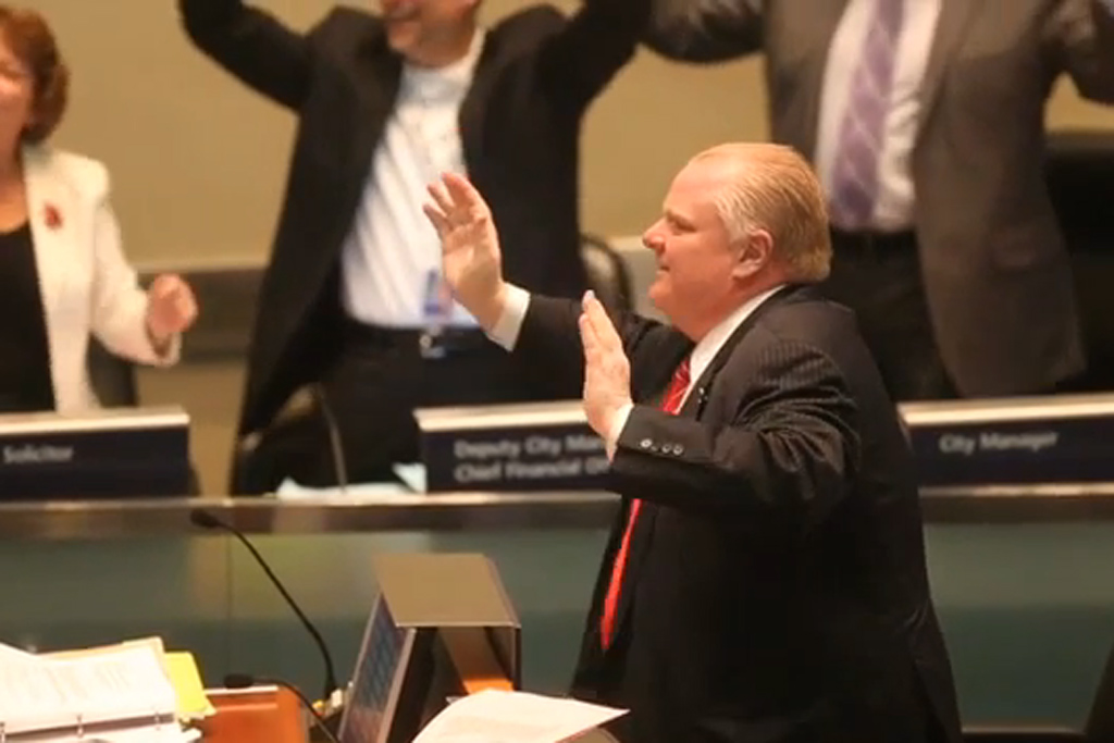 Rob Ford takes heat for bizarre dance break in council meeting (VIDEO ...