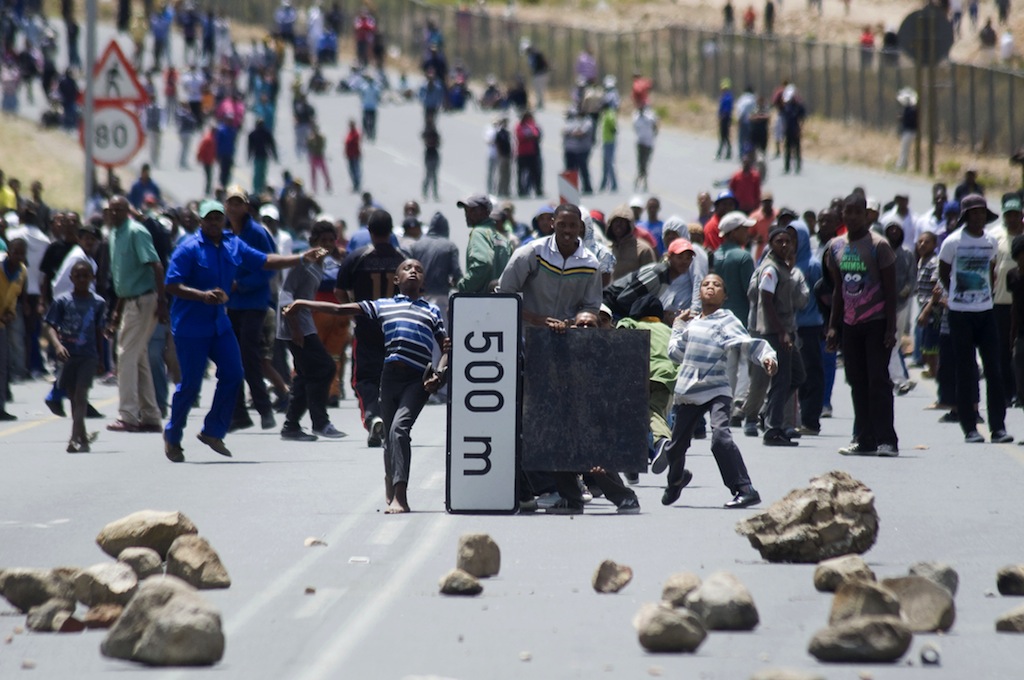 South Africa farm workers get 52 percent pay raise - The World from PRX