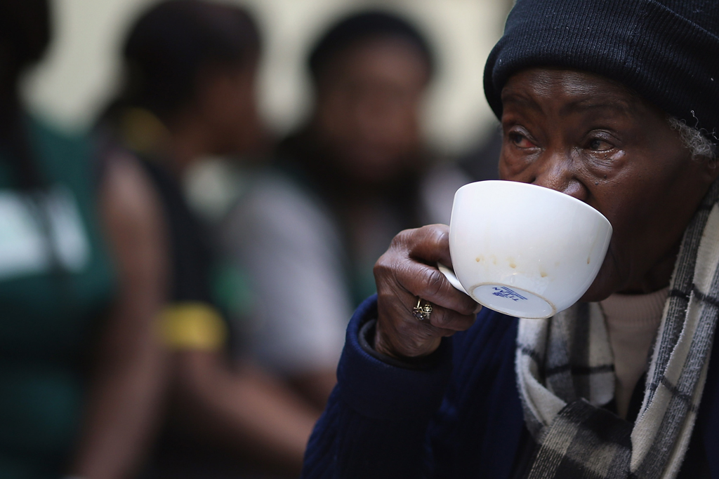 Food bank visits surge, not just for the poor - The World from PRX
