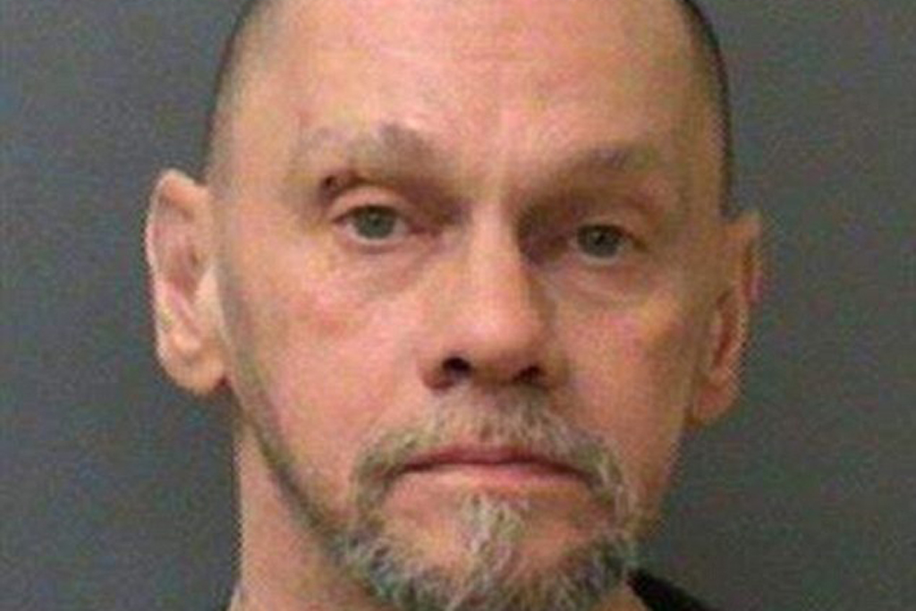 Gregory Jackson Sr. calls 911 nine times for cheeseburger (VIDEO) - The ...