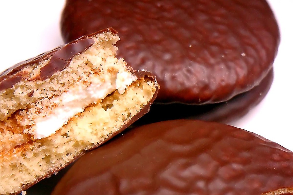 Gulags? Missiles? Not to fear, Choco Pies are here - The World from PRX