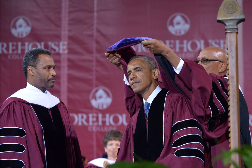 Obama tells Morehouse College graduates to shun excuses during ...