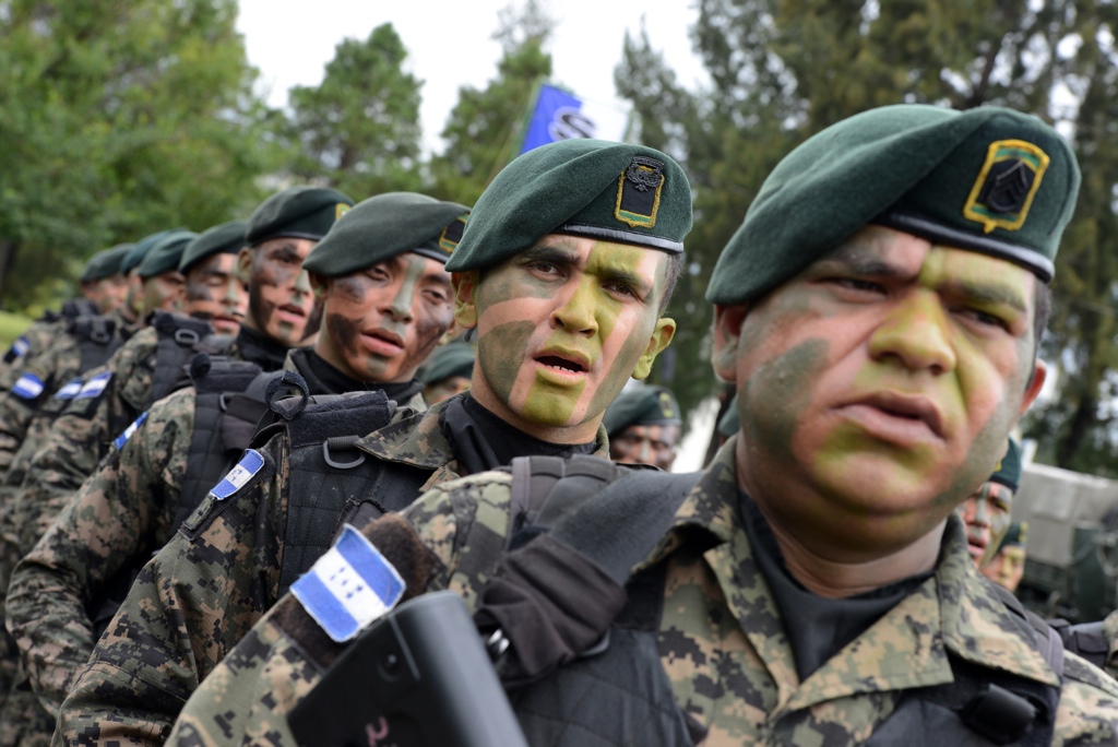 Honduras to decide if military police or gangsters run the streets ...