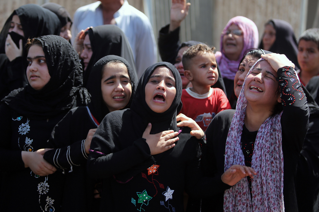 UN: Nearly 1,000 people were killed in Iraq in September - The World ...