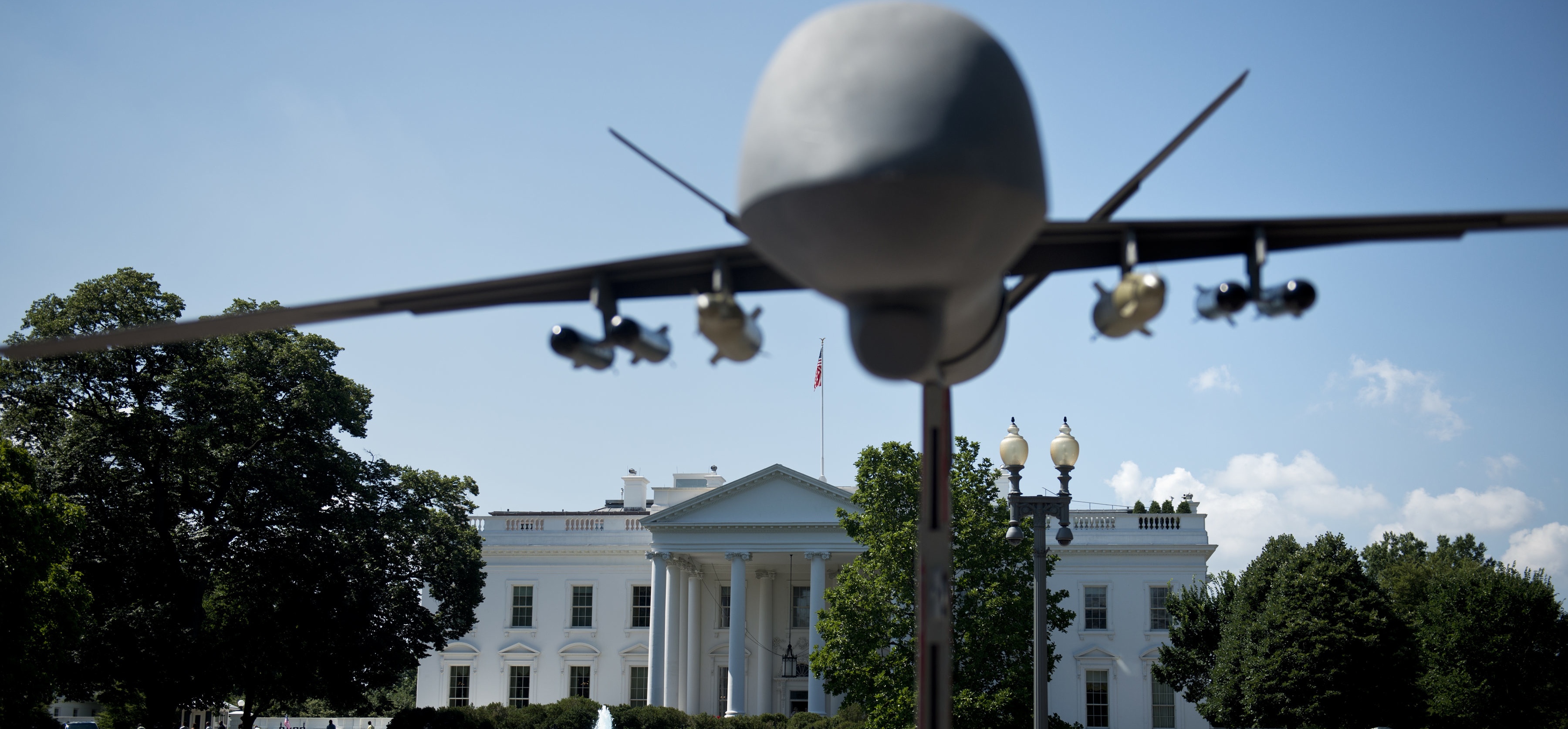 Alitalia pilot reports 'drone' sighting near JFK Airport - The World ...