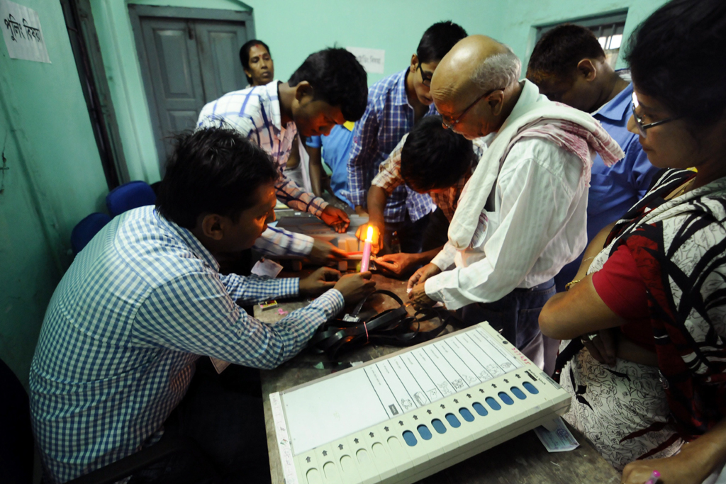 Here's what the world's biggest election looks like - The World from PRX