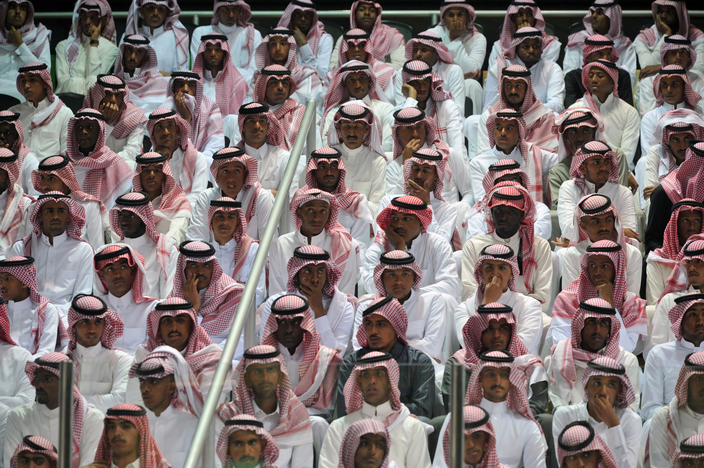This hilarious dance craze is sweeping Saudi Arabia - The World from PRX