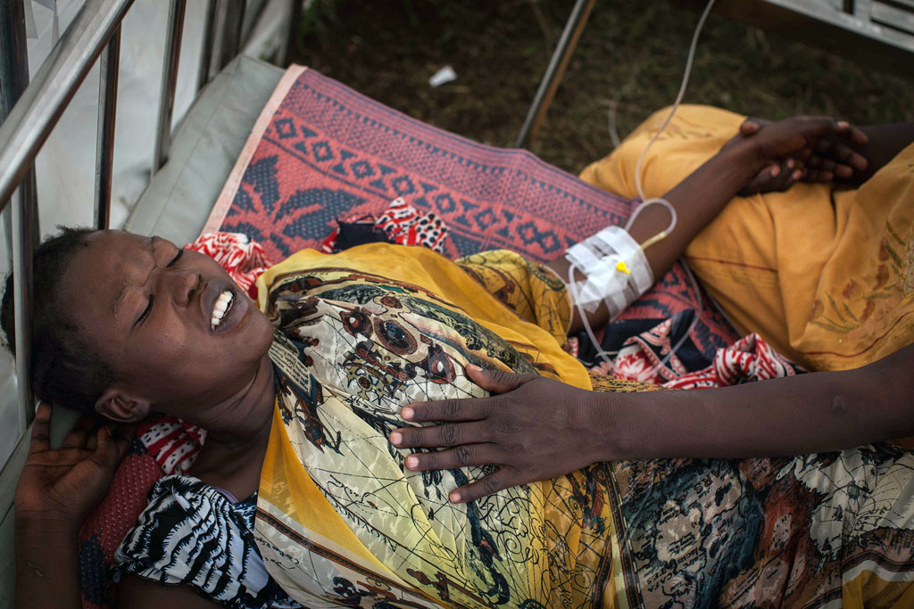 South Sudan humanitarian crisis escalates as thousands flee fighting ...