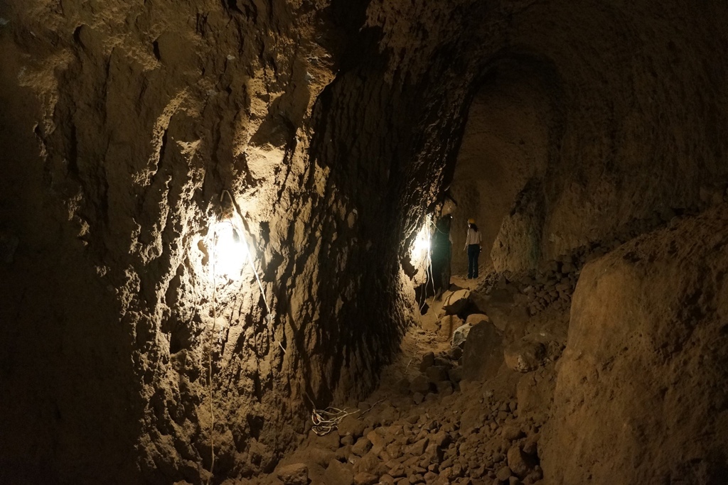 Deep caverns and old mine shafts are giving Mexico City a sinking ...