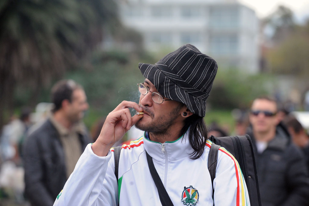 The UN says these countries smoke the most weed [INFOGRAPHIC] - The ...