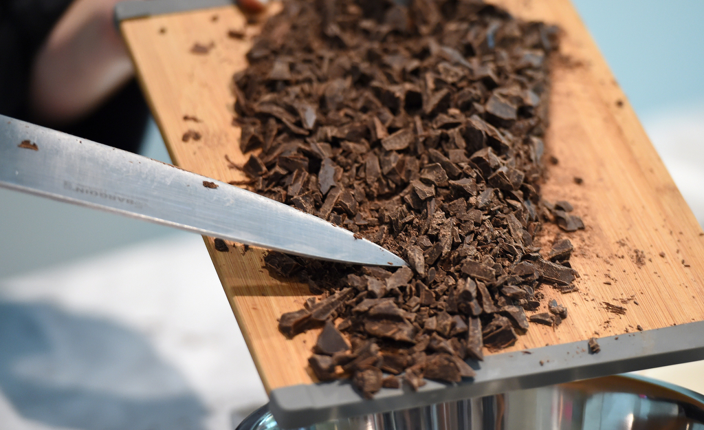 Turns out printing 'ISIS' all over your candy bar wrappers is terrible ...