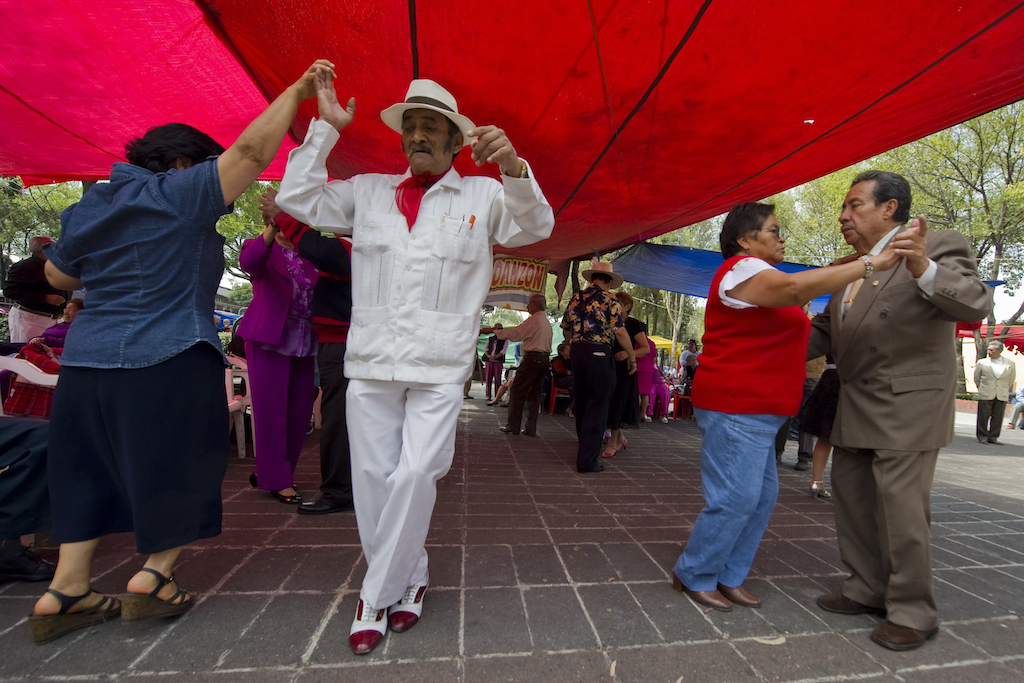 The Cuban expats are celebrating — the ones in Mexico, that is - The ...