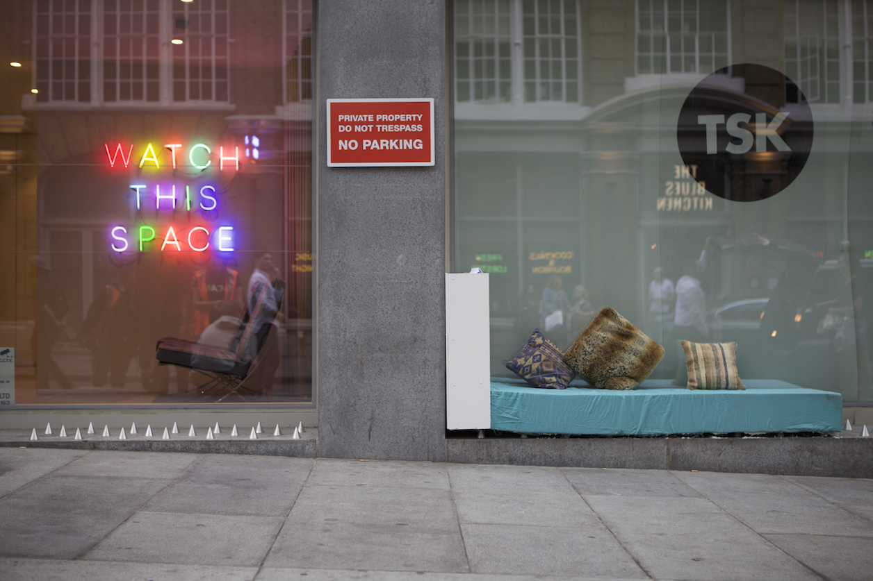 A group of artists found the perfect way to protest anti-homeless ...