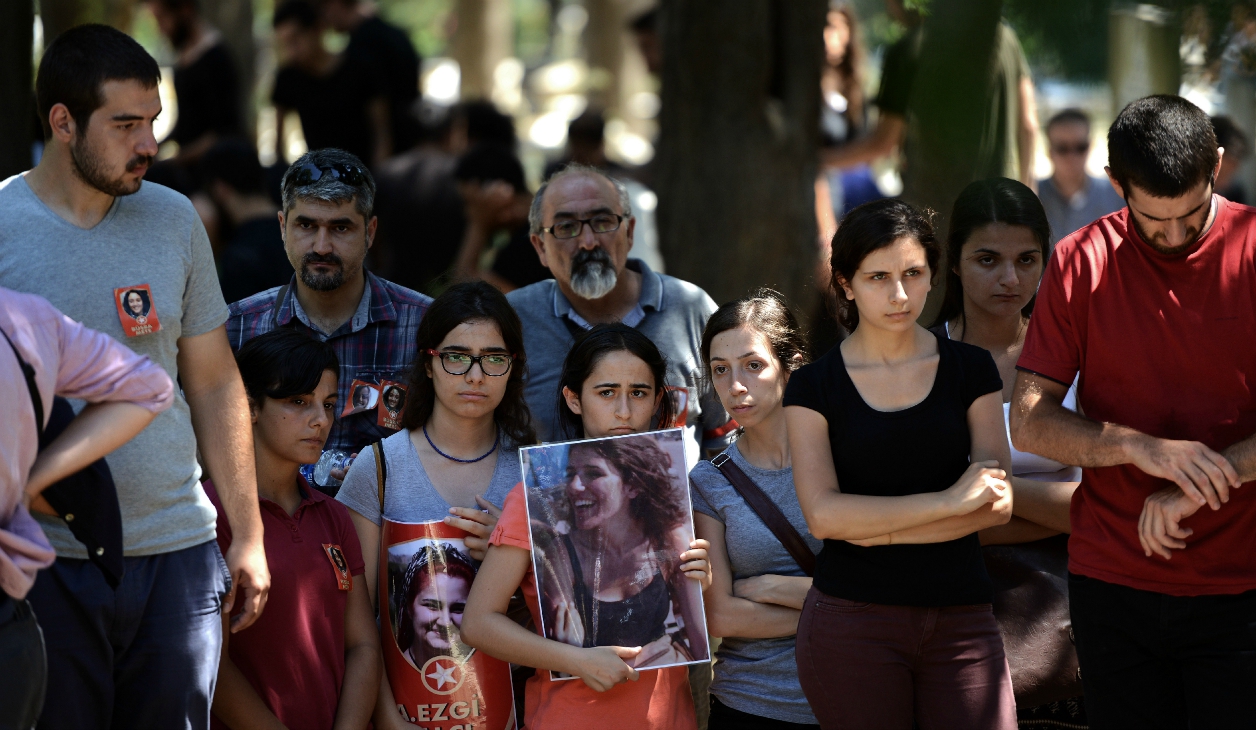 Turkey blames IS for suicide attack that killed 32 in Suruc - The World ...