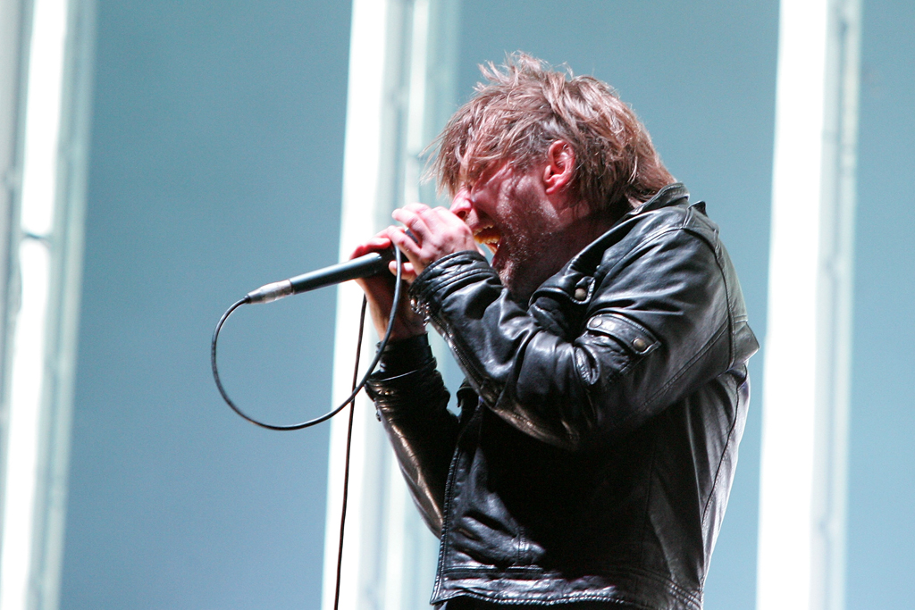 Stage collapse at Radiohead concert in Toronto kills 1, injures 3 - The ...