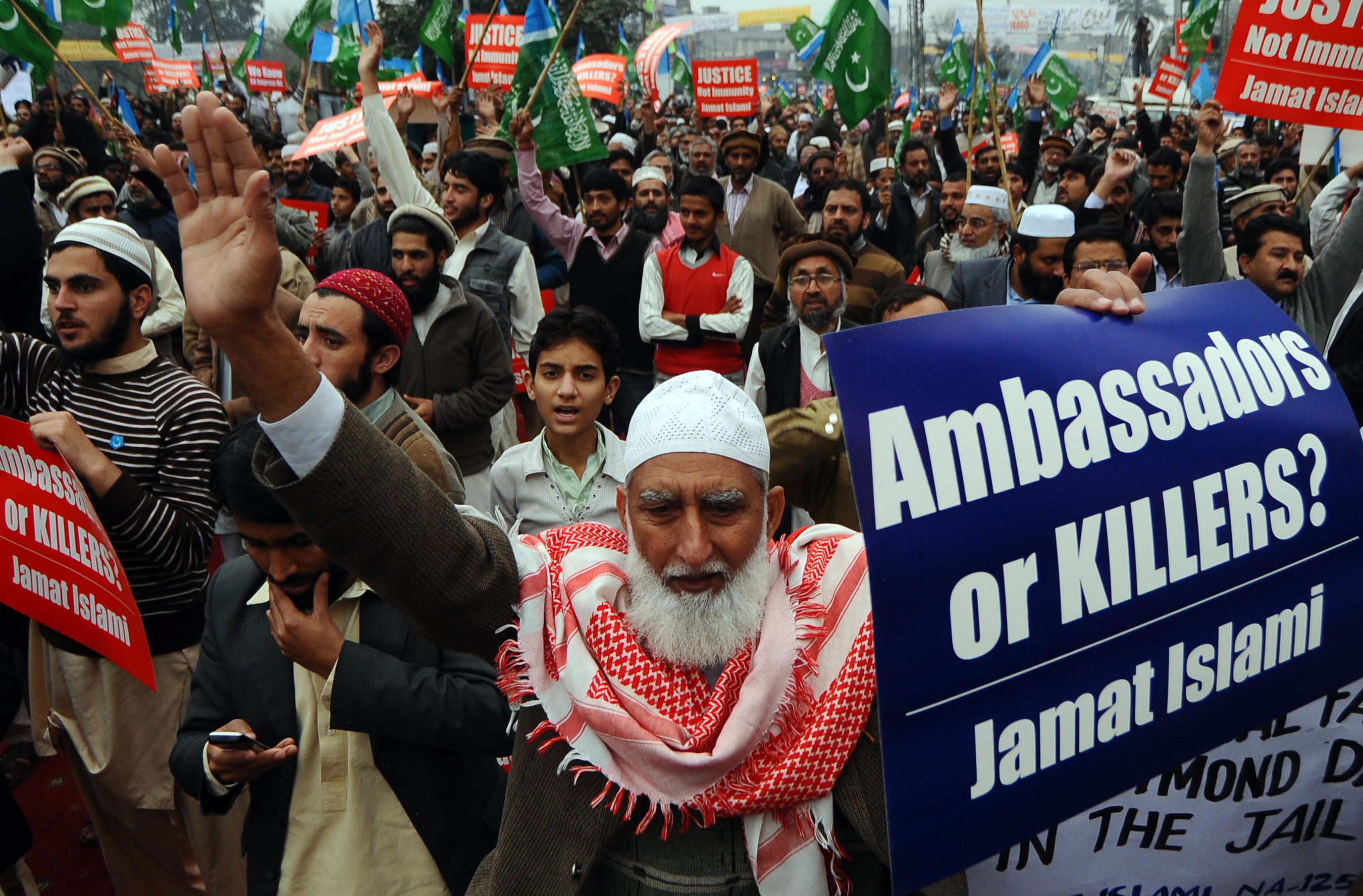 Raymond Davis, CIA agent, appears in Pakistani court - The World from PRX