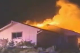 Reno fire destroys more than 20 homes, kills one (VIDEO) - The World ...