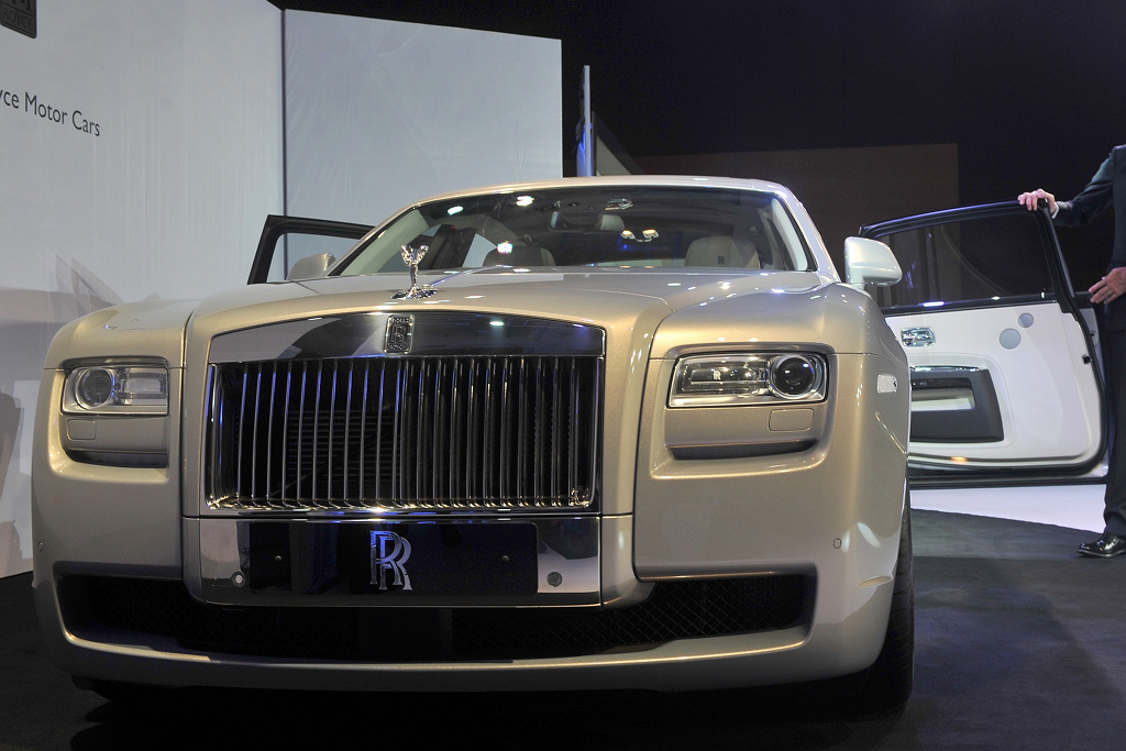 Rolls-Royce rolls to record sales; US #1 again - The World from PRX