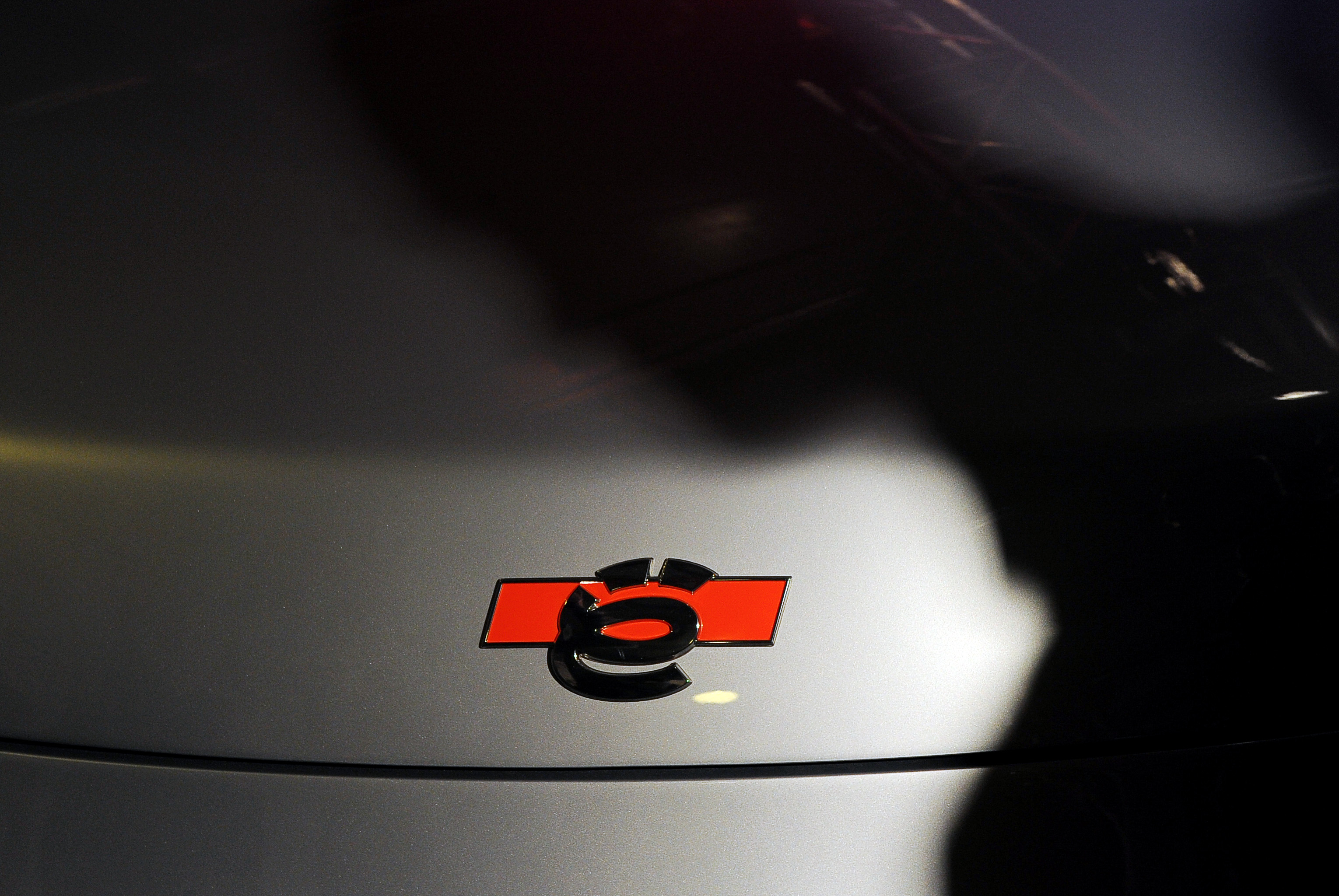 Putin test drives new Russian hybrid car - The World from PRX