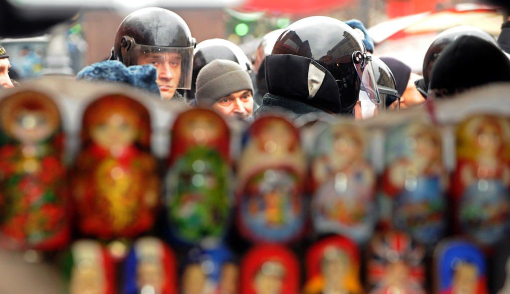 Russian officials ban toy "demonstrators" from protesting because they ...