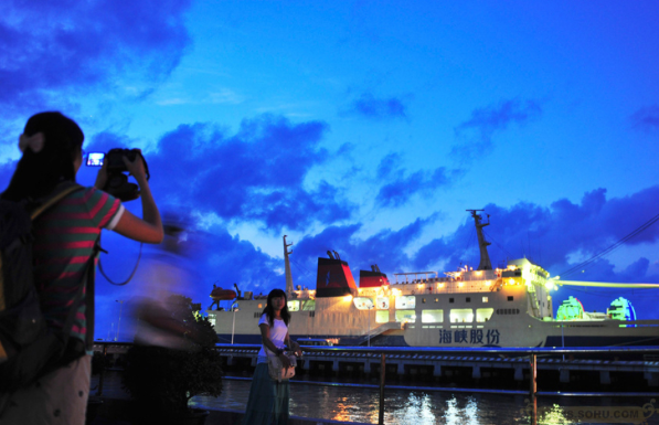 Surf, sun and simmering tension in the Chinese-claimed Sansha Islands ...