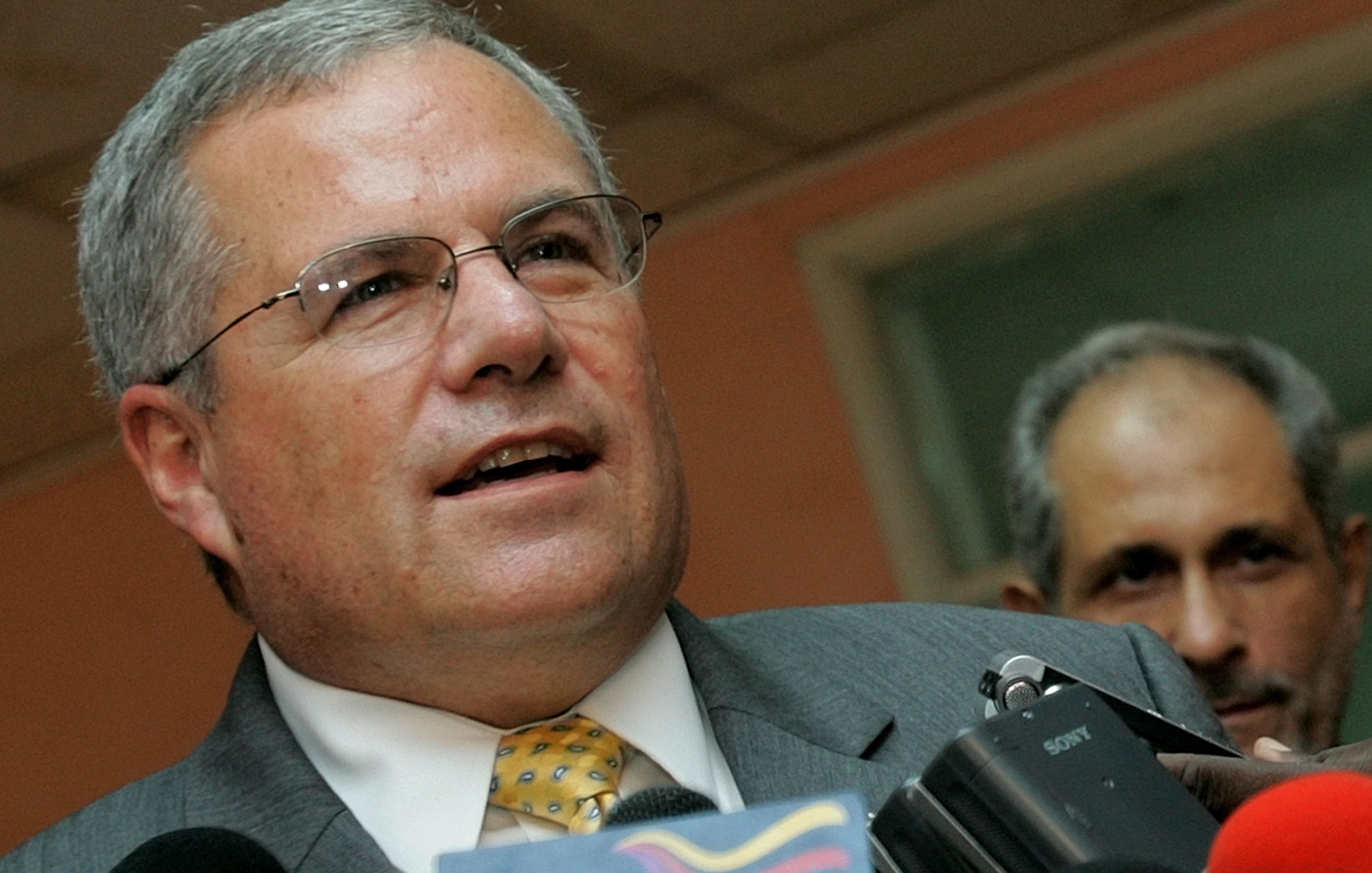 US ambassador to Kenya Scott Gration resigns - The World from PRX