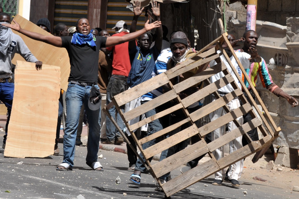 Senegal: Dakar rocked by anti-Wade demonstrations - The World from PRX
