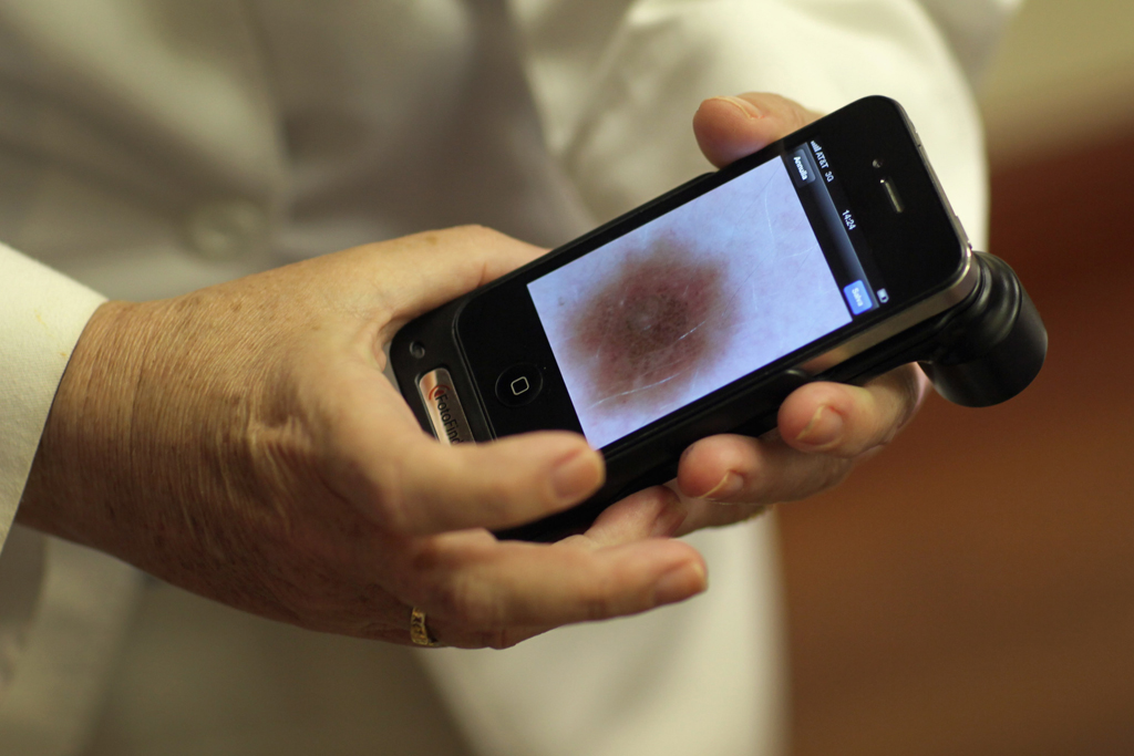 Smartphone apps help drive skin cancer awareness - The World from PRX