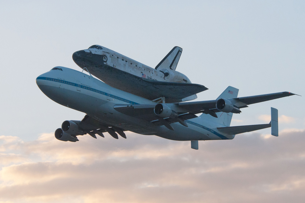 Space shuttle Discovery makes final flight - The World from PRX