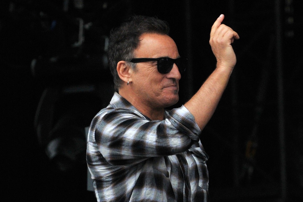Bruce Springsteen reveals battles with depression, suicidal thoughts ...