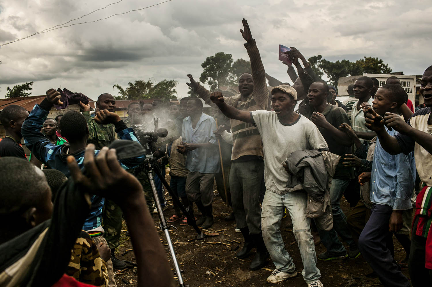 A photographer in Congo witnessed the moment when the guns fell silent ...