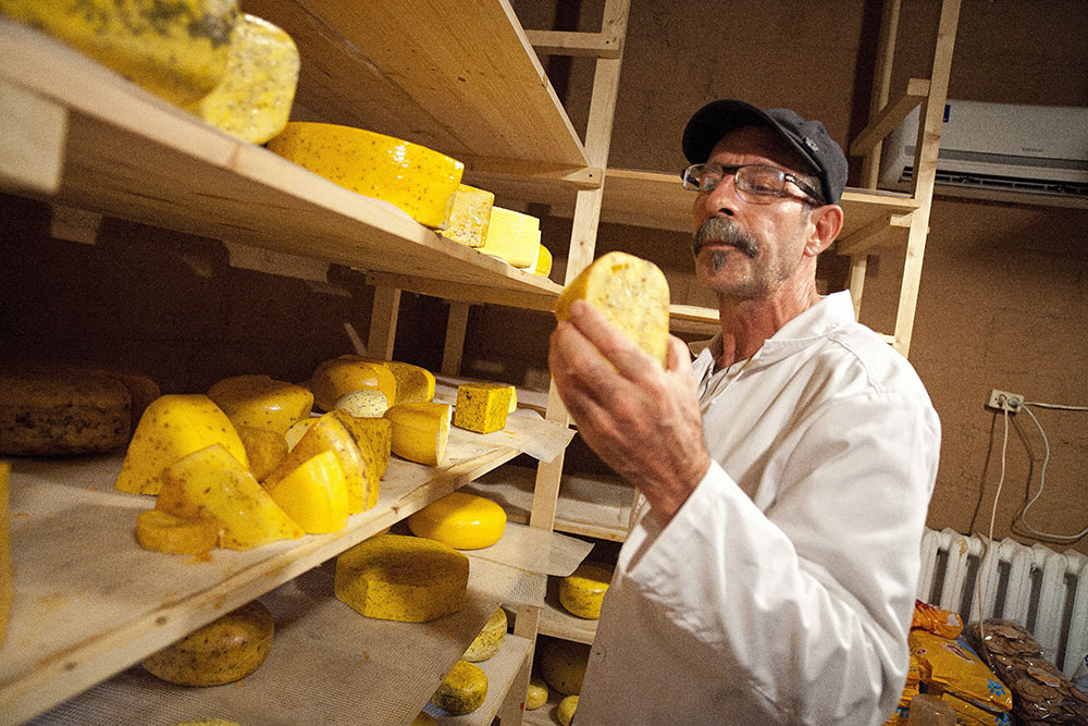 Meet Russia's unlikely poster boy — and cheesemaker — for its embargo ...