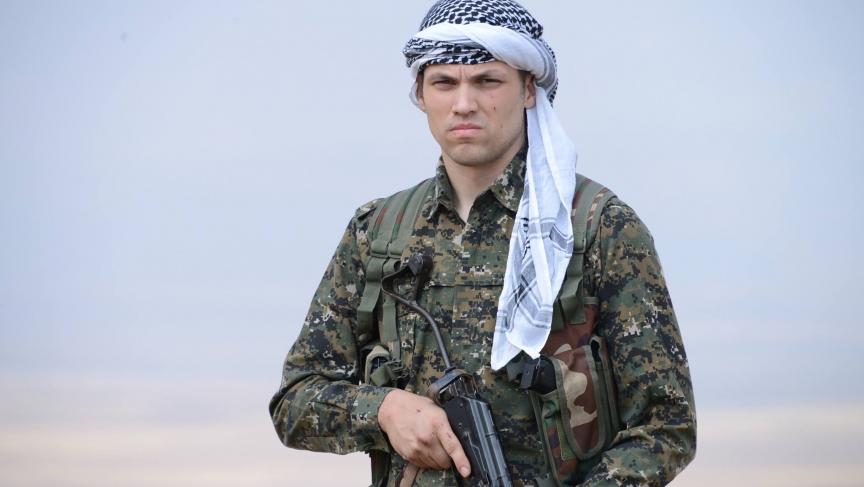 Anti-ISIS groups take in surfers and other Western volunteers - The ...