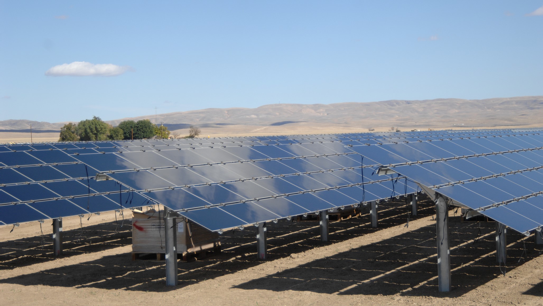 Solar panels are cheaper than ever. But some manufacturers are losing ...