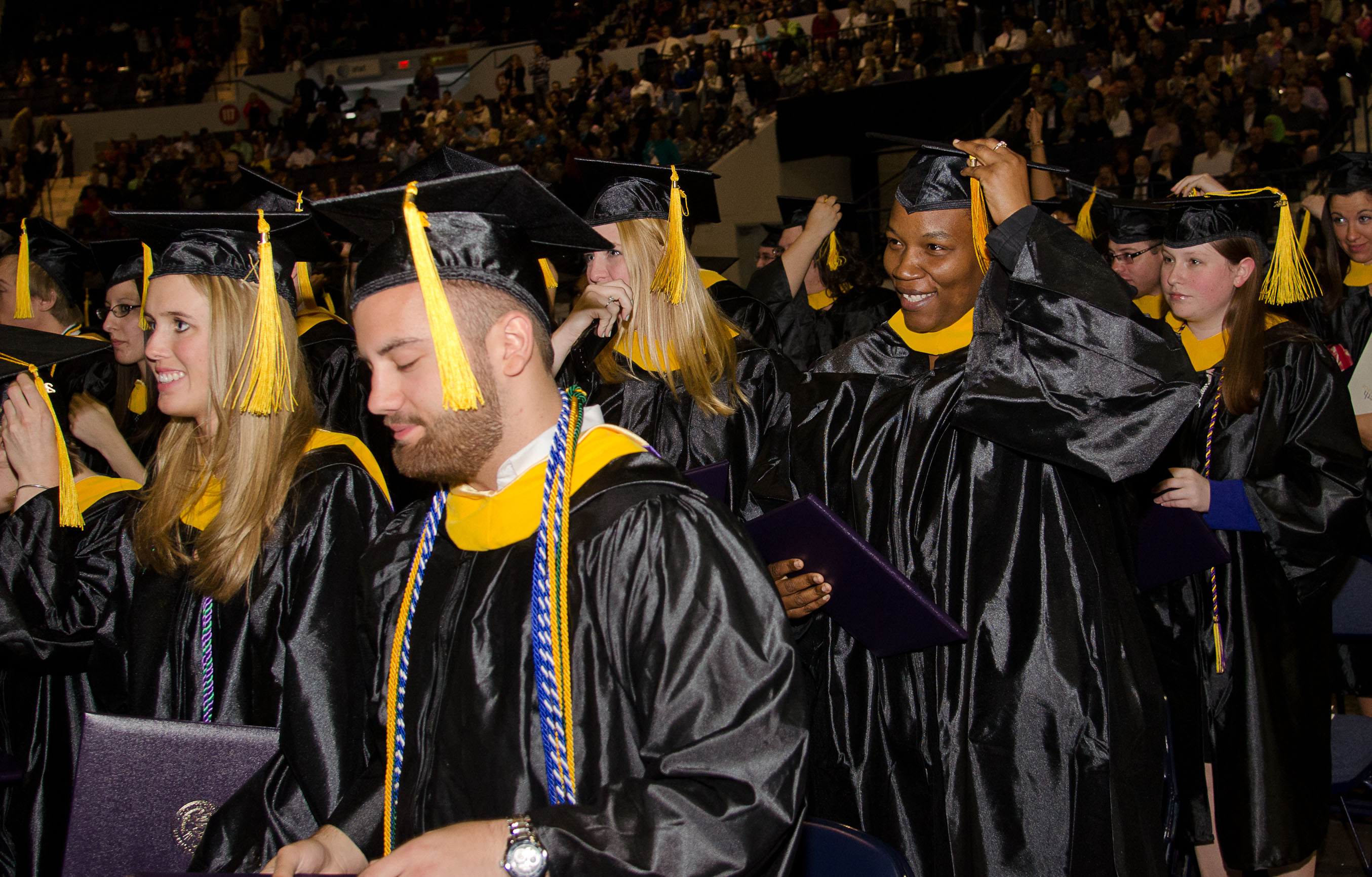 New data reveal stark gaps in graduation rates between poor and wealthy ...