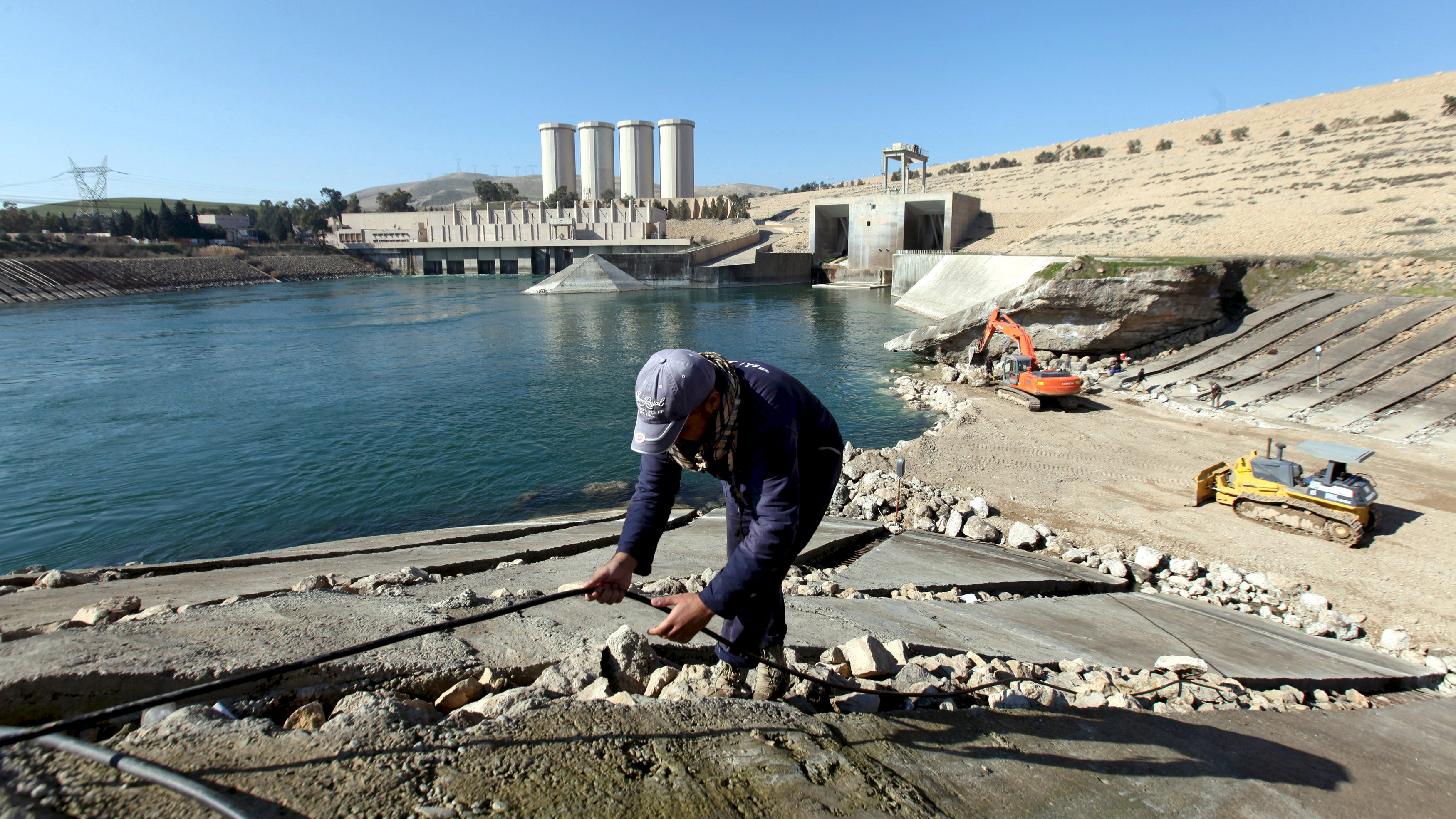Mosul Dam could be scarier than ISIS - The World from PRX
