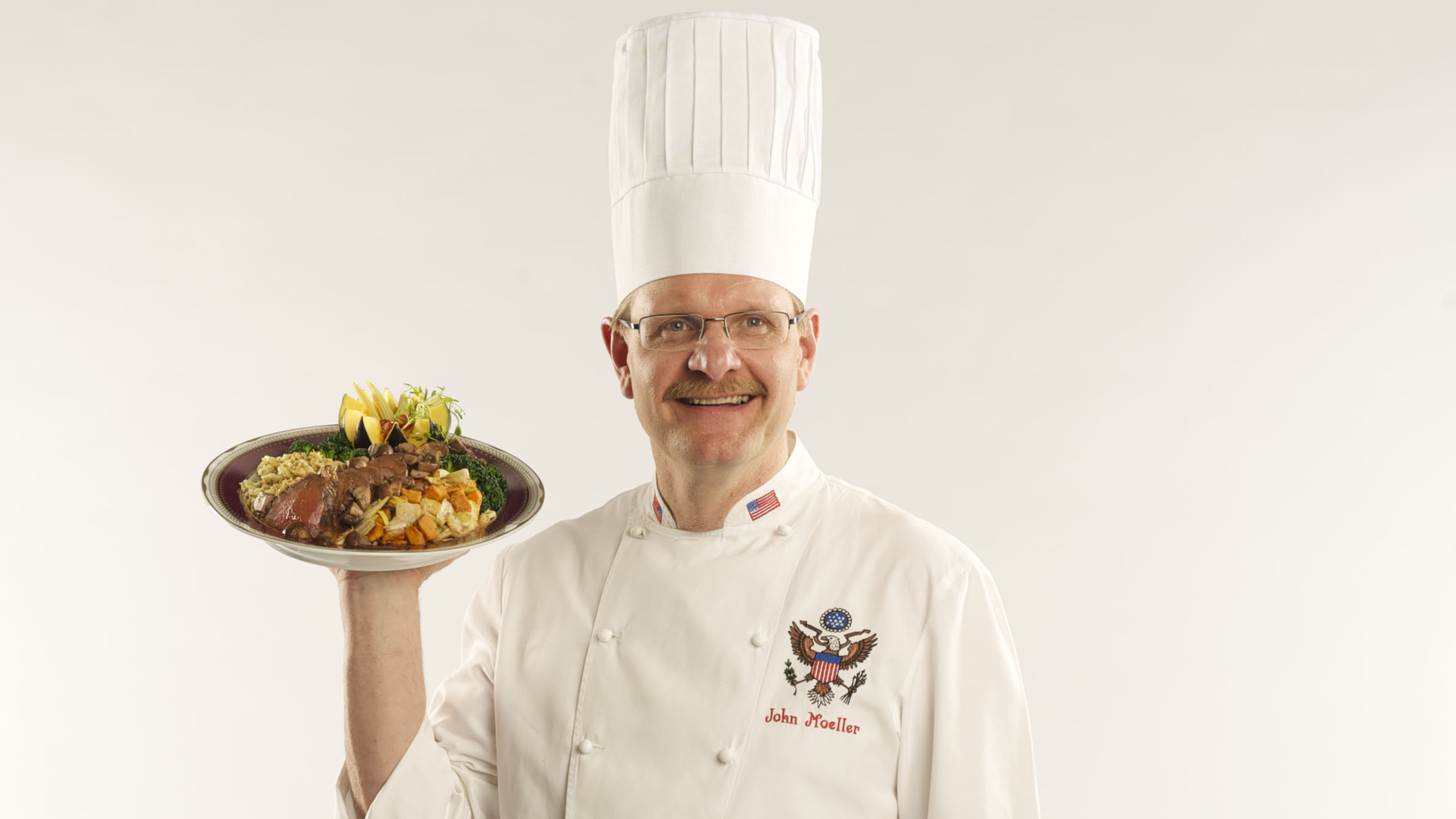 The French president separates his D-Day allies when it comes to dinner ...